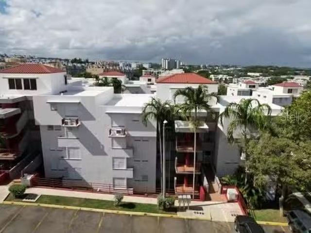 Cond Villas De Parque Escorial #2107, Carolina, PR 00987 MLS.