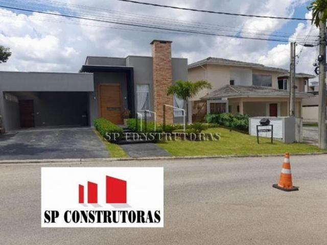 Cond. 3 Suites 2 Vagas Garagem 534 m2 Area do Terreno 260 m2 AC OPORTUNIDADE!