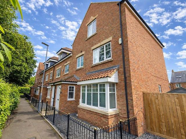 Condercum Green, Ingleby Barwick TS17, 5 bed end terrace house to rent, £1,250 pcm | PrimeLocation