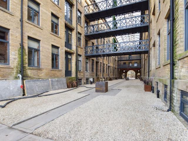 Conditioning House, Cape Street BD1, 2 bed flat to rent, £695 pcm | PrimeLocation