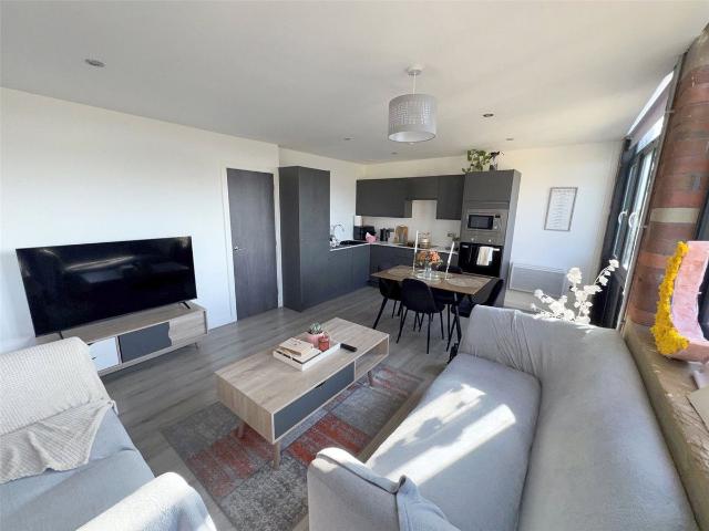 Conditioning House, Cape Street, Bradford, West Yorkshire BD1, 2 bed flat to rent, £795 pcm | PrimeLocation