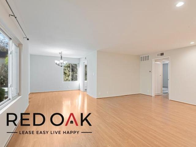 condo 4 bedroom, Beverly Hills CA 90212 DS85311671