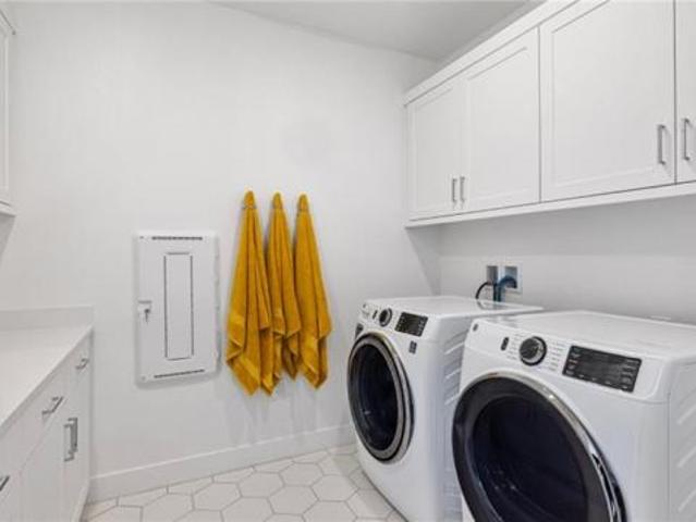 condo 4 bedroom, Irvine CA 92618 DS87752050