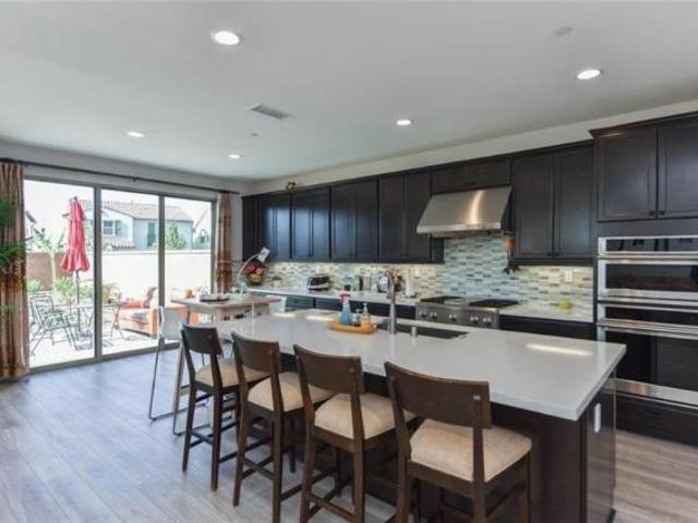 condo 4 bedroom, Irvine CA 92618 DS88178237