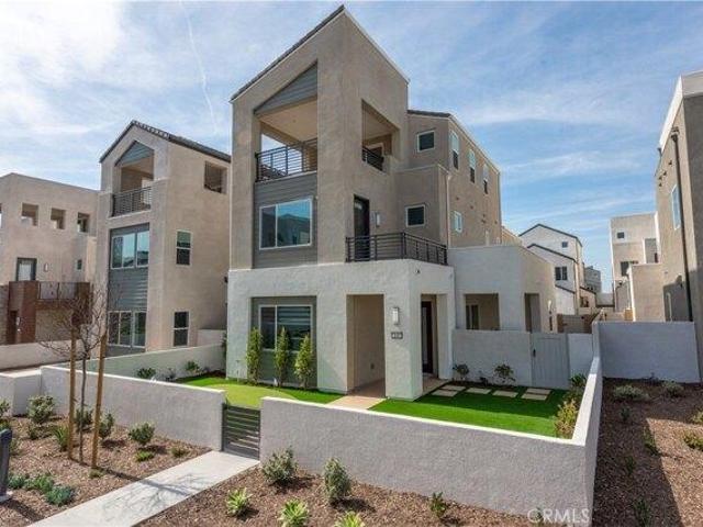 condo 4 bedroom, Irvine CA 92618 DS88324336