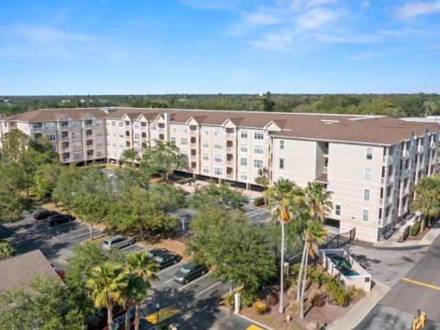 Condo 10 min to CLEARWATER BEACH!