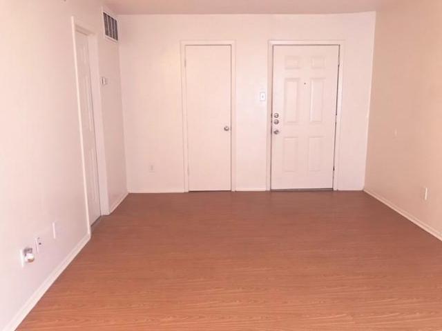 condo 1 bedroom, Dallas TX 75208 DS80311973