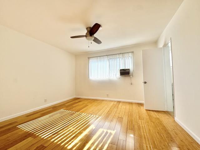 condo 2 bedroom, Beverly Hills CA 90211 DS87156302