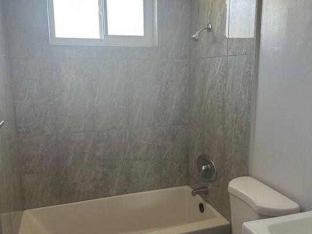 condo 2 bedroom, Hawthorne CA 90250 DLS86083068