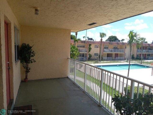 condo 2 bedroom, Oakland Park FL 33334 DLS88678883