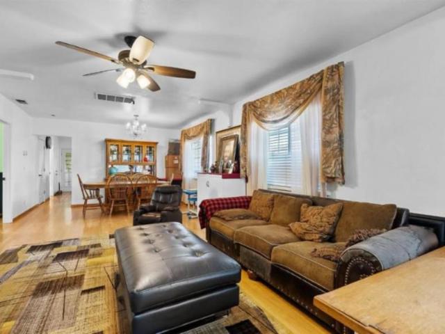 condo 3 bedroom, West Sacramento CA 95605 DLS89215308