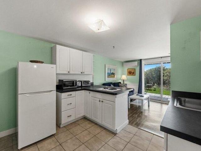 condo Truro MA ES104850436