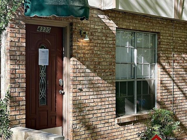 Condo tucked away in a quiet area