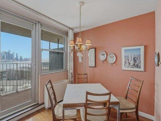 condo West New York NJ ES104374361