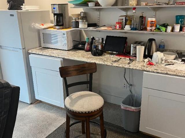 Condo with Modern Amenities in Spring Hill