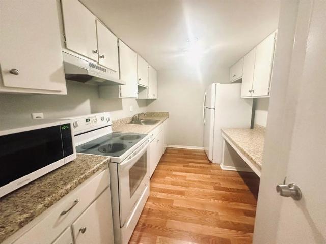 Condo with balcony in Germantown