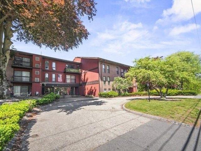 condo with 1 bedroom, Taunton MA ES105082235