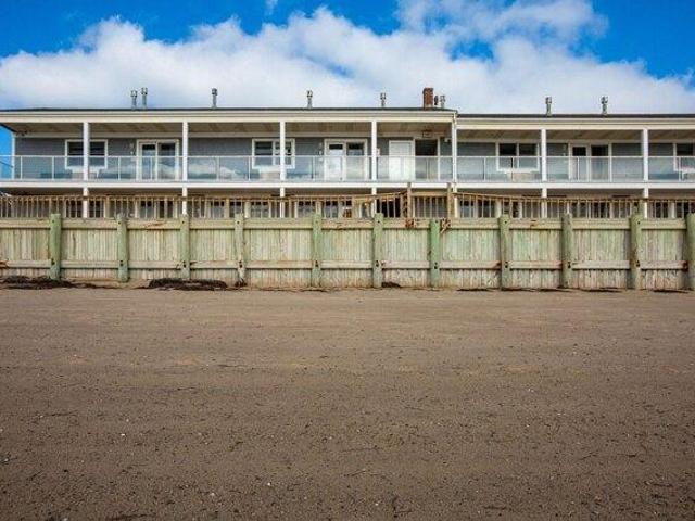 condo with 1 bedroom, Truro MA DS102156655