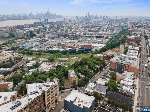 condo with 1 bedroom, Union City NJ DS104153432
