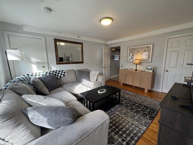 condo with 1 bedroom, Uxbridge MA ES103665129