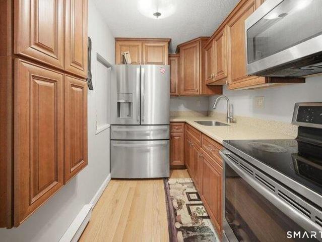 condo with 1 bedroom, Vernon CT DS103439469