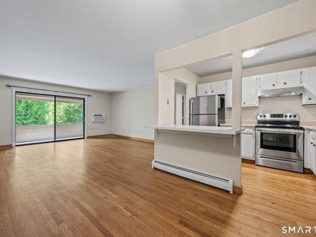 condo with 1 bedroom, Vernon CT ES104570611