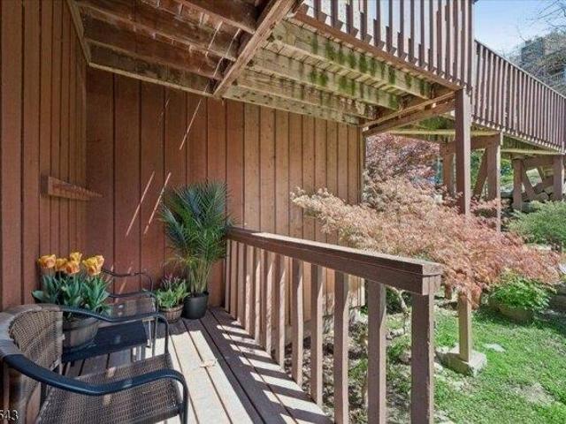 condo with 1 bedroom, Vernon NJ DLS102777841