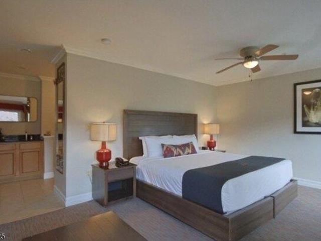 condo with 1 bedroom, Vernon NJ DS103620778