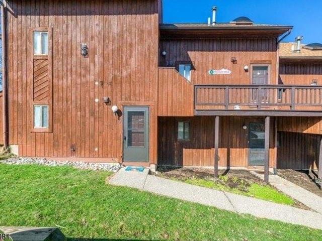 condo with 1 bedroom, Vernon NJ ES104444805