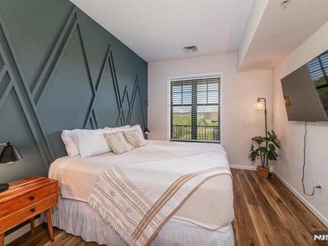 condo with 1 bedroom, Vernon NJ ES104235922