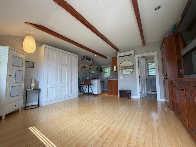 condo with 1 bedroom, Vineyard Haven MA ES105082288