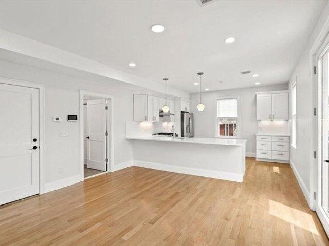 condo with 1 bedroom, Wakefield MA DS102634296