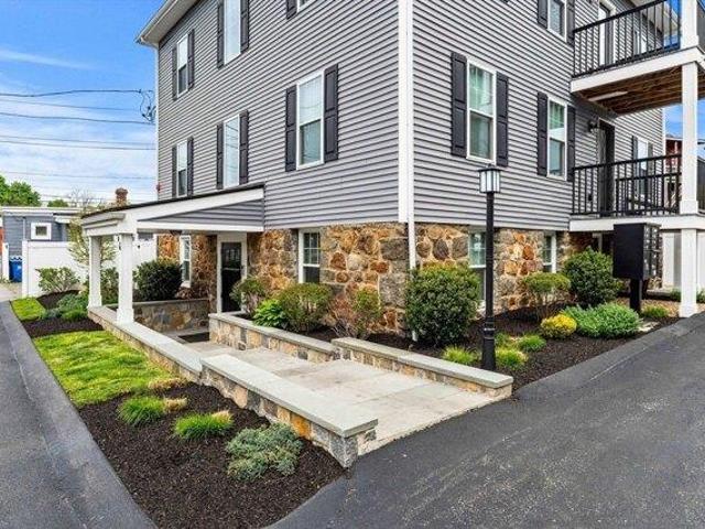 condo with 1 bedroom, Wakefield MA ES105061645
