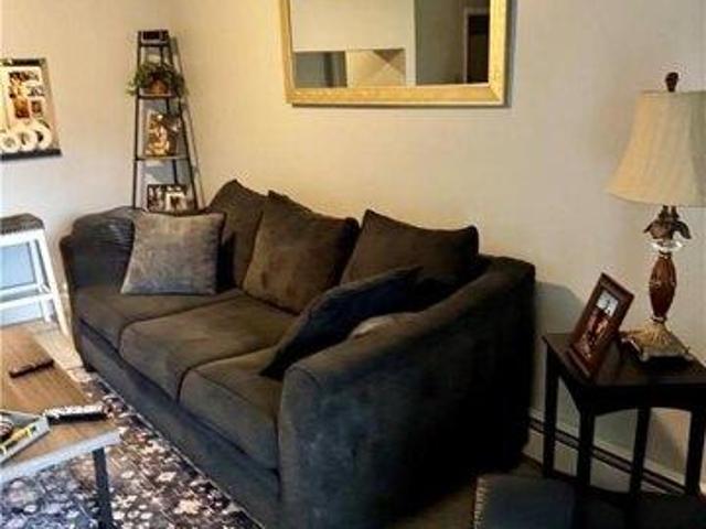 condo with 1 bedroom, Warwick RI DS102959722