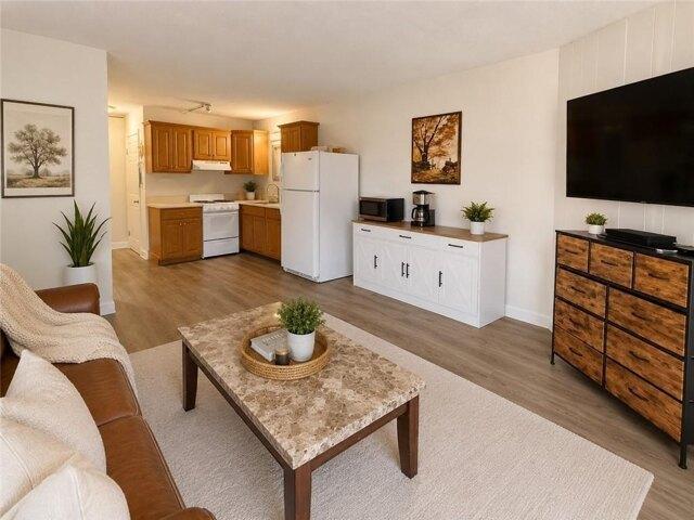 condo with 1 bedroom, Warwick RI ES104008783
