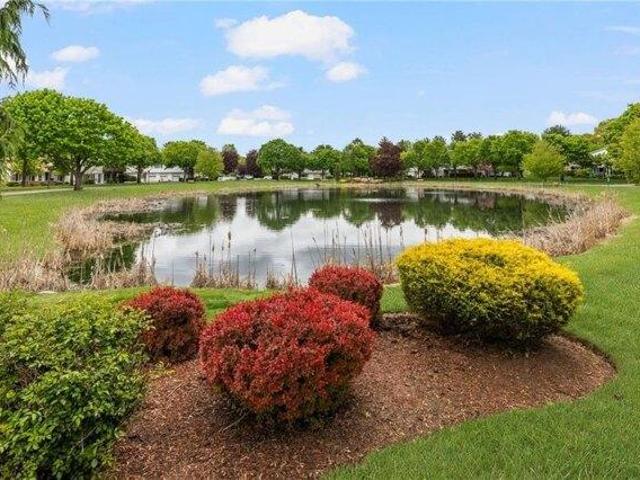 condo with 1 bedroom, Warwick RI ES103099718
