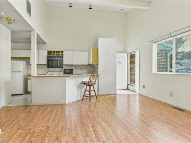 condo with 1 bedroom, Warwick RI ES103965664