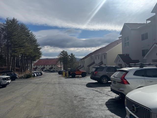condo with 1 bedroom, Warren VT DS102446107