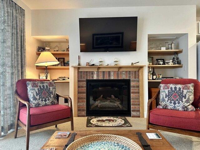 condo with 1 bedroom, Warren VT DS104297210
