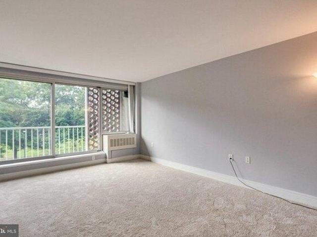 condo with 1 bedroom, Washington DC ES103624297