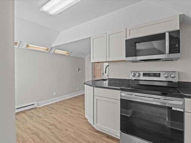 condo with 1 bedroom, Waterbury VT DS102025728