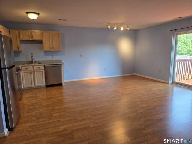 condo with 1 bedroom, Waterford CT ES105106007
