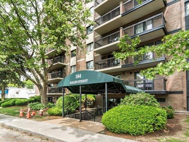 condo with 1 bedroom, Watertown MA DLS102959408