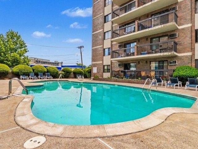 condo with 1 bedroom, Watertown MA DS104377007
