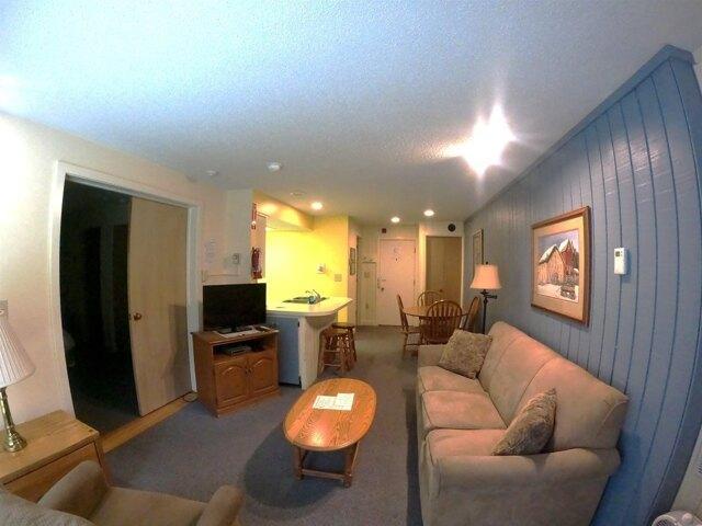 condo with 1 bedroom, Waterville Valley NH ES105189866