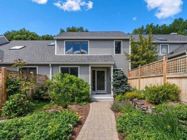 condo with 1 bedroom, Wayland MA DS103665014
