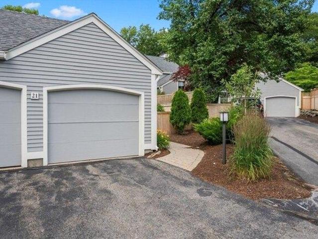 condo with 1 bedroom, Wayland MA ES103665014