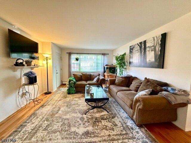 condo with 1 bedroom, Wayne NJ DS102762441