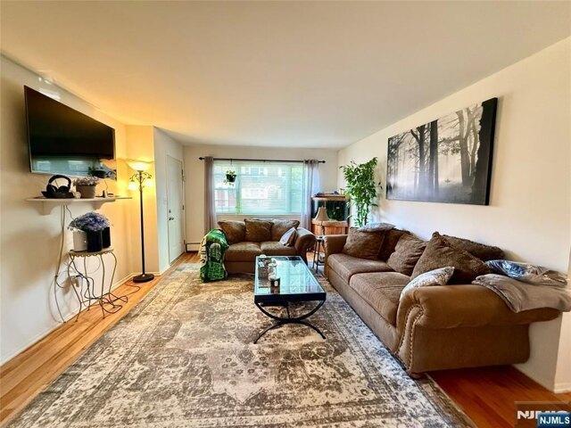 condo with 1 bedroom, Wayne NJ DS102724284