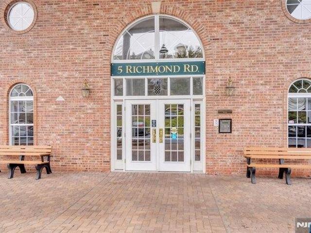 condo with 1 bedroom, West Milford NJ DS104234983